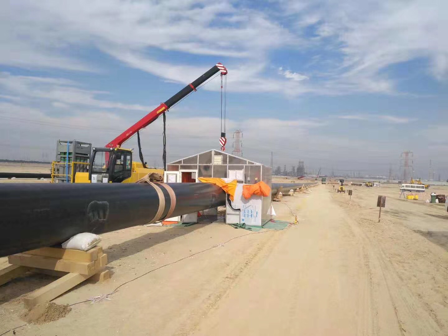 Heavy Duty Pipelayer 90T Pipeline Lifting and Hoisting Machine from ...